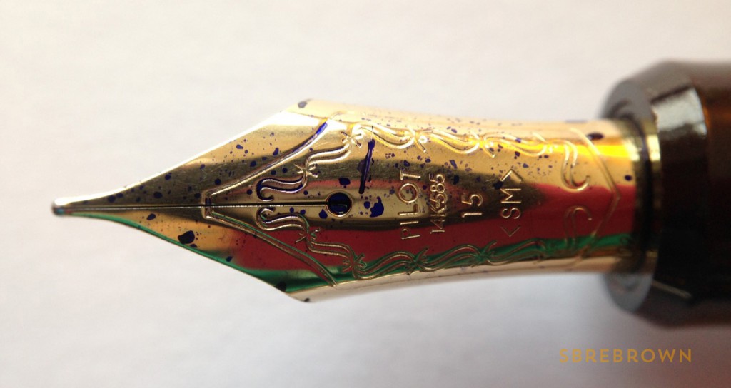 Pilot Custom 823 Soft Medium Fountain Pen Review | Hey there!