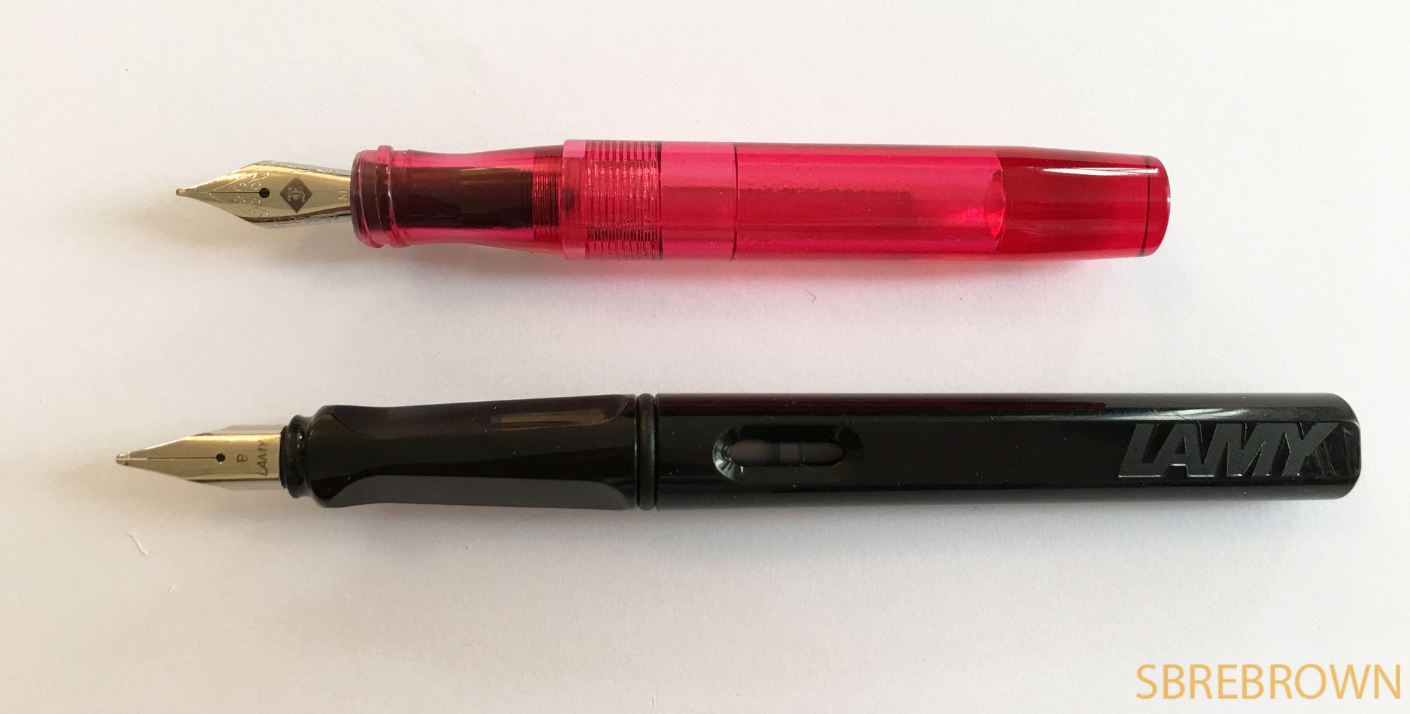 Franklin-Christoph Model 45 IPO SIG Nib Fountain Pen Review | Hey there!