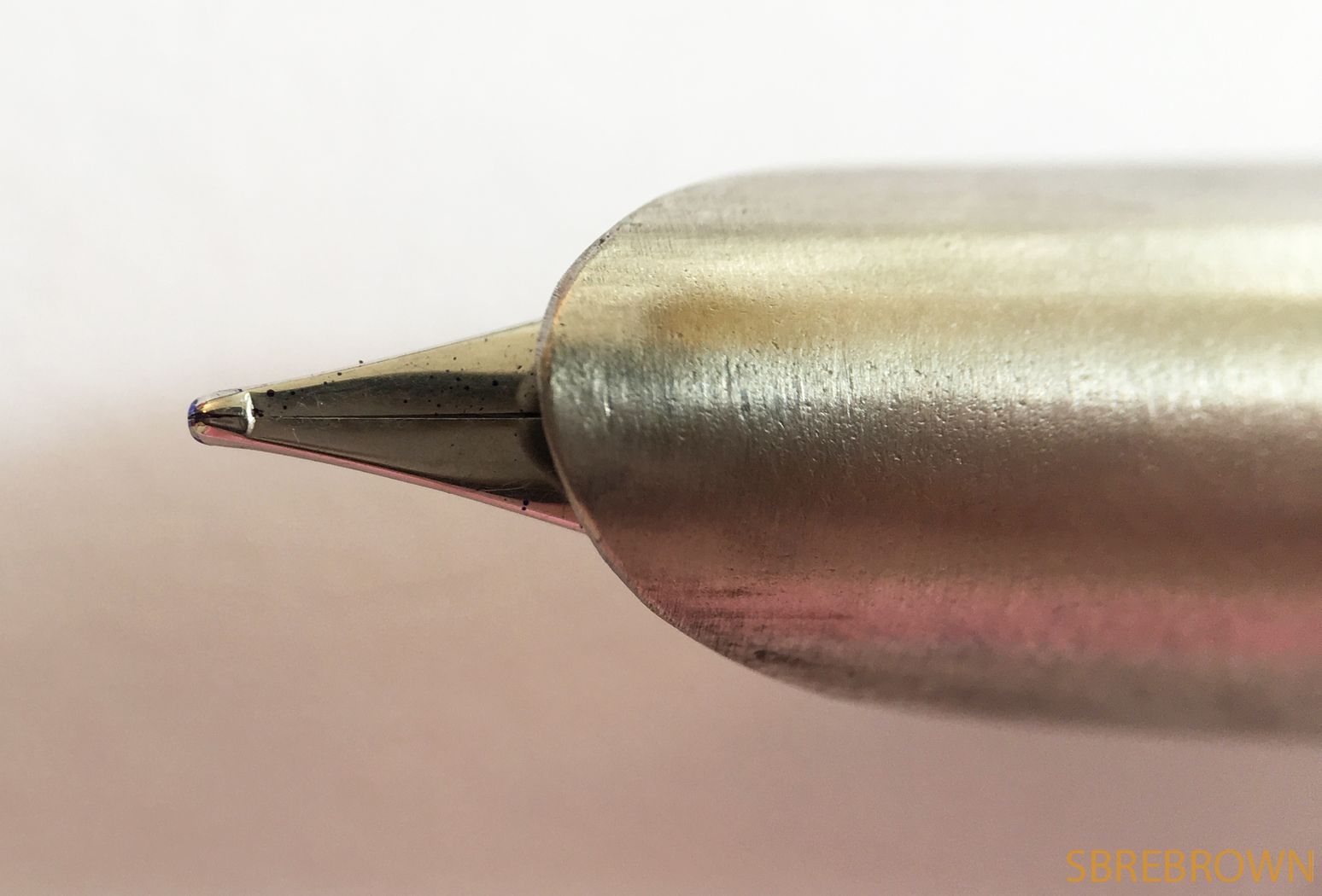 Venustas Model 77 Fountain Pen Review | Hey there!