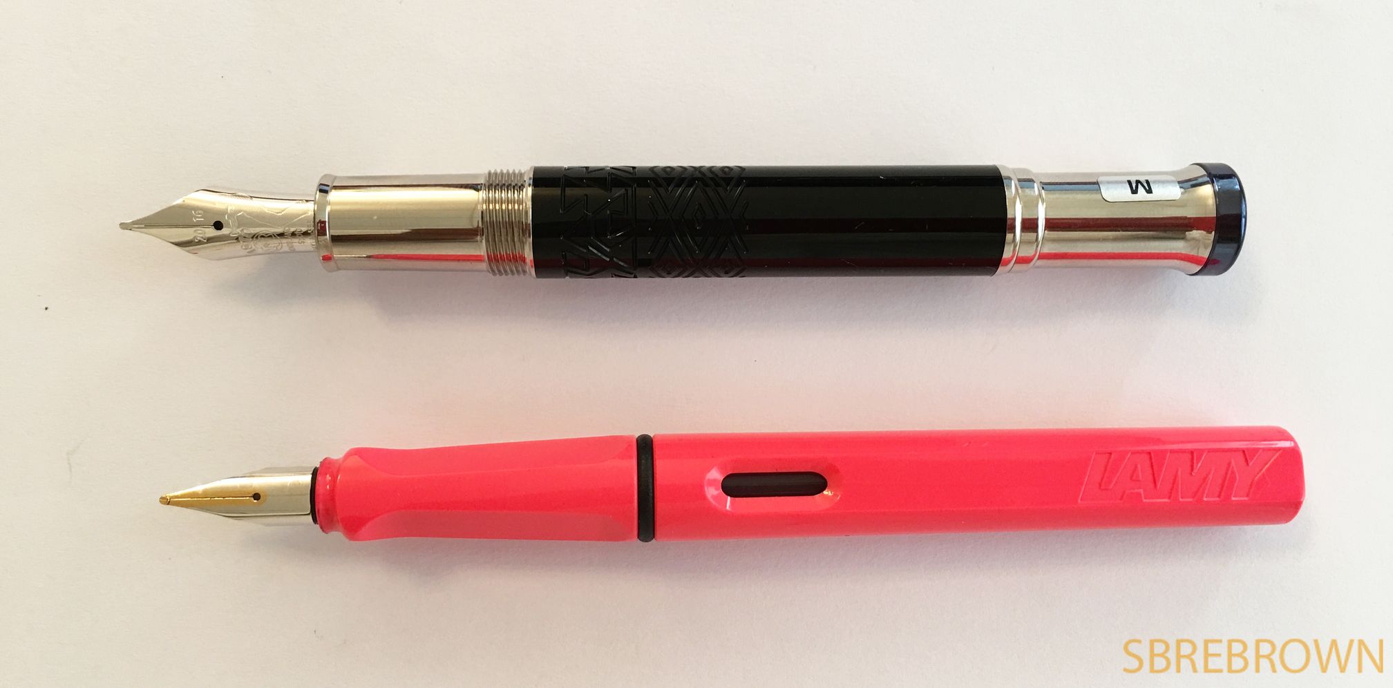 Montblanc Great Characters Miles Davis Fountain Pen Review | Hey there!