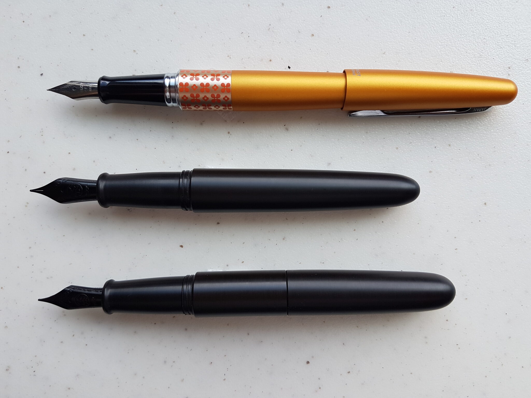 Ensso Japanese Ebonite Pocket Fountain Pen Review | Hey there!