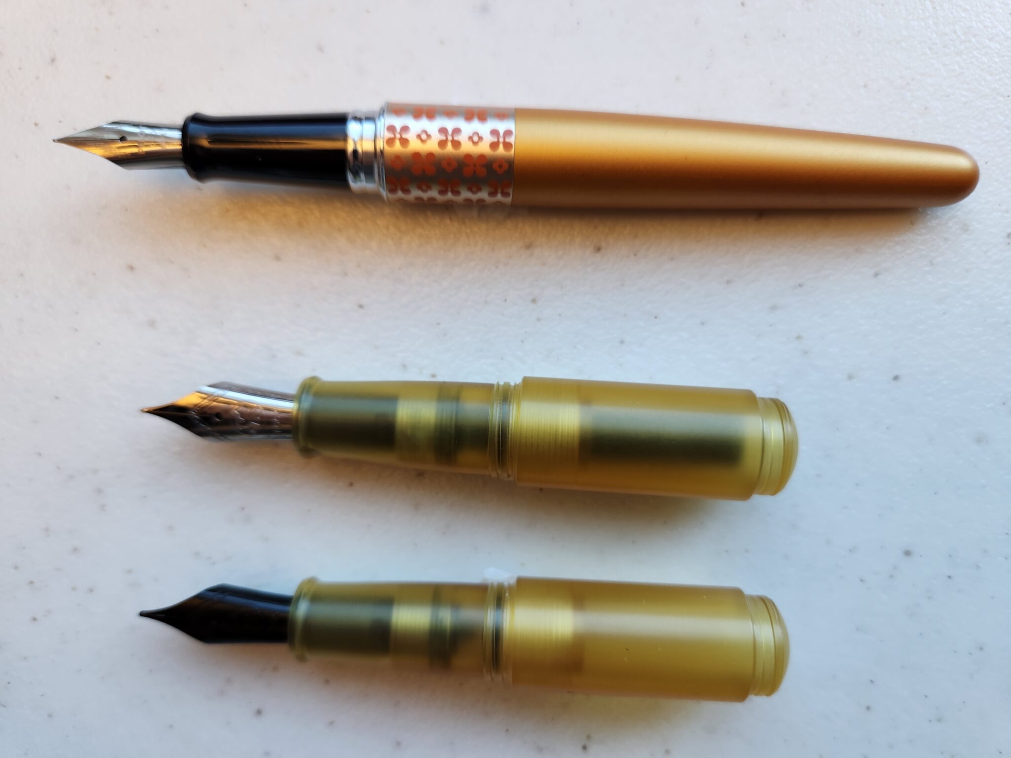 Ensso Piuma Pocket Ultem Fountain Pen Review | Hey there!