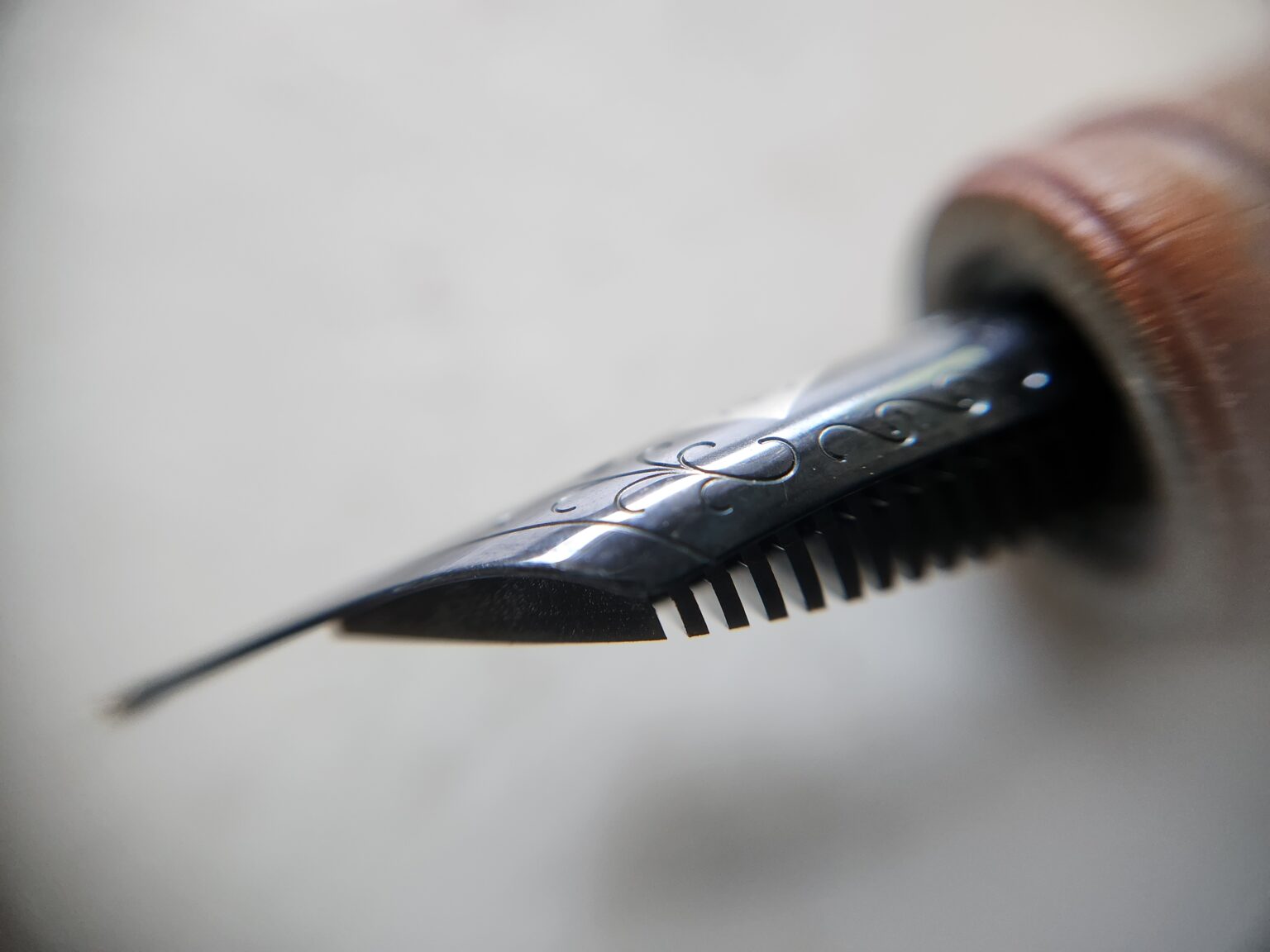 Hey there! SBREBrown | Academia, fountain pens, the bizarre