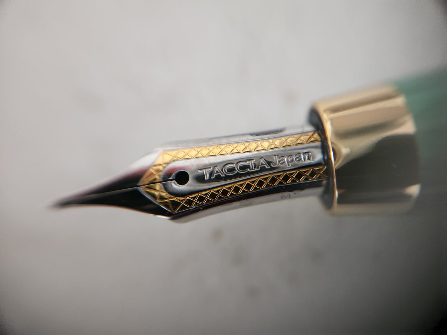 Hey there! | Academia, fountain pens, the bizarre