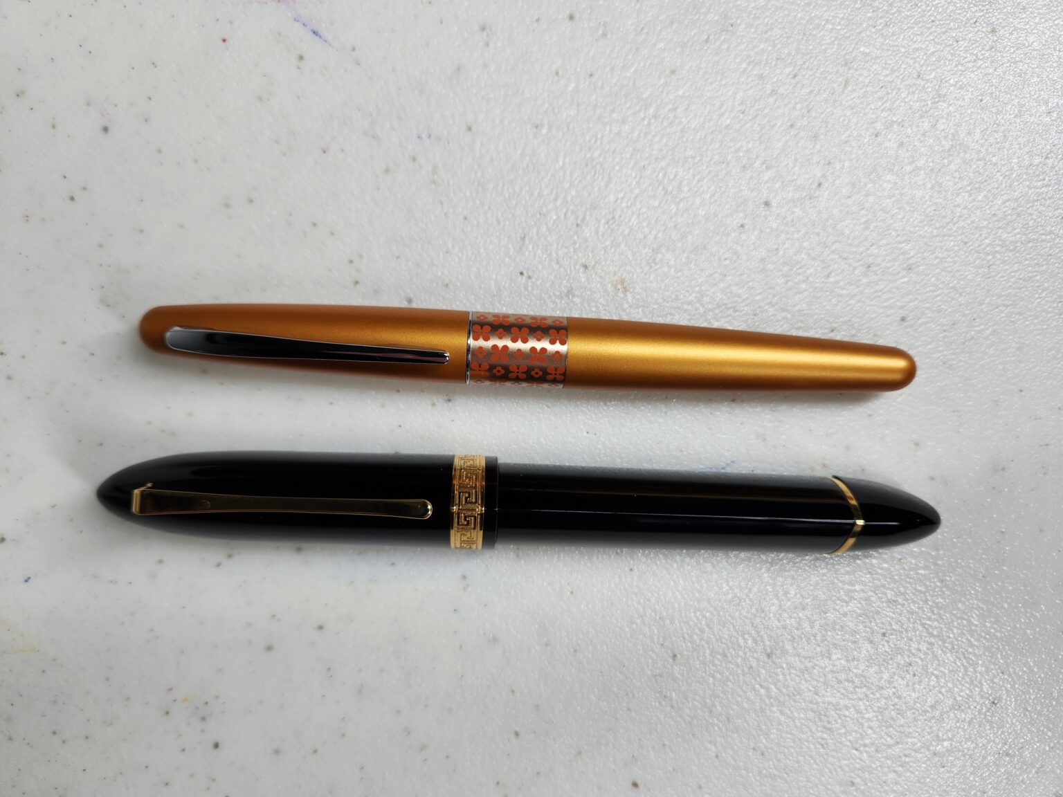 Hey there! | Academia, fountain pens, the bizarre