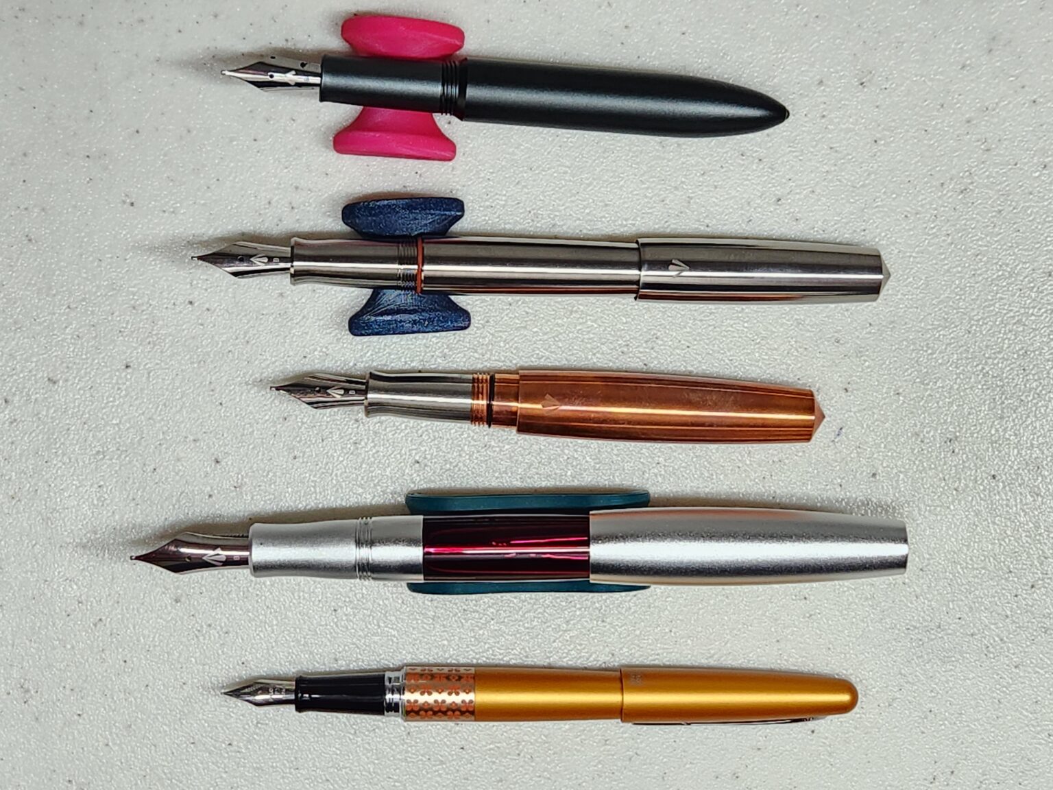 Hey there! | Academia, fountain pens, the bizarre